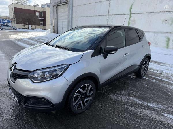 Grey Renault Captur 2013 in Vilnius, with an engine capacity of 1.20 L and mileage of 153 thousand km for 5500 €, photo 3 on AUTOMOTO.COM.LV