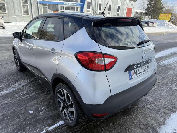 Grey Renault Captur 2013 in Vilnius, with an engine capacity of 1.20 L and mileage of 153 thousand km for 5500 €, photo 5 on AUTOMOTO.COM.LV