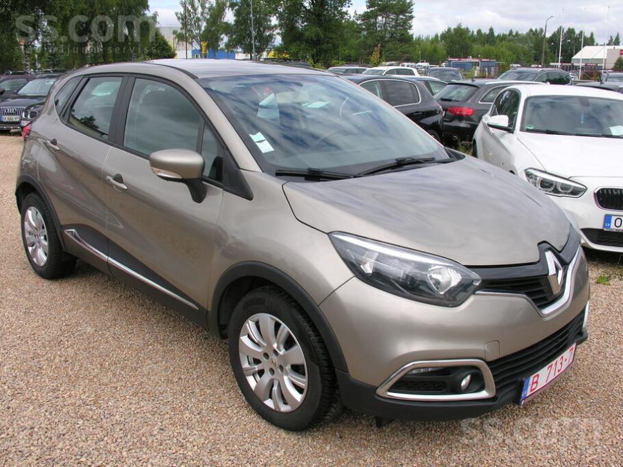 Grey Renault Captur 2013 in Riga, with an engine capacity of 1.50 L and mileage of 194 thousand km for 5990 €, photo 3 on AUTOMOTO.COM.LV