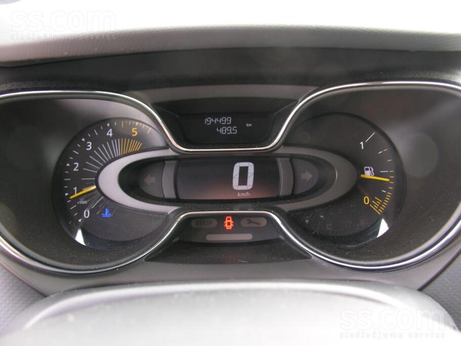 Grey Renault Captur 2013 in Riga, with an engine capacity of 1.50 L and mileage of 194 thousand km for 5990 €, photo 12 on AUTOMOTO.COM.LV
