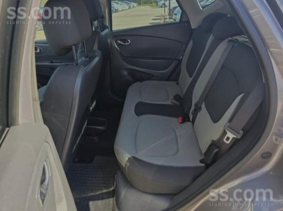 Grey Renault Captur 2013 in Daugavpils, with an engine capacity of 1.50 L and mileage of 0 thousand km for 5200 €, photo 11 on AUTOMOTO.COM.LV