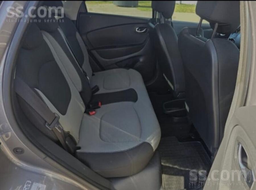 Grey Renault Captur 2013 in Daugavpils, with an engine capacity of 1.50 L and mileage of 0 thousand km for 5200 €, photo 12 on AUTOMOTO.COM.LV