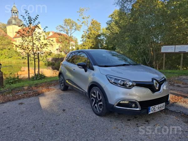 Renault Captur 2013 Cēsis vietnē Pelēks Renault Captur 2013 Cēsis, ar dzinēja tilpumu 1.40 L un nobraukumu 220 tūkst. km par 6000 €, foto 1 vietnē AUTOMOTO.COM.LV