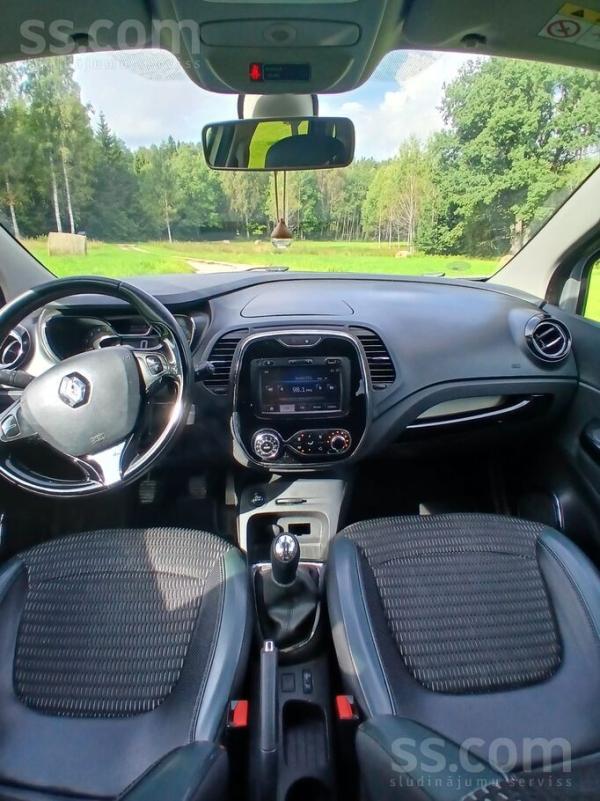 Renault Captur 2013 Cēsis vietnē Pelēks Renault Captur 2013 Cēsis, ar dzinēja tilpumu 1.40 L un nobraukumu 220 tūkst. km par 6000 €, foto 8 vietnē AUTOMOTO.COM.LV