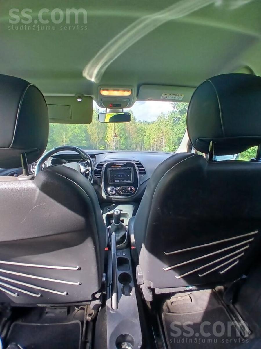 Pelēks Renault Captur 2013 Cēsis, ar dzinēja tilpumu 1.40 L un nobraukumu 220 tūkst. km par 6000 €, foto 9 vietnē AUTOMOTO.COM.LV