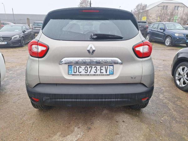 Pelēks Renault Captur 2014 Tauragė, ar dzinēja tilpumu 1.20 L un nobraukumu 110 tūkst. km par 5750 €, foto 6 vietnē AUTOMOTO.COM.LV