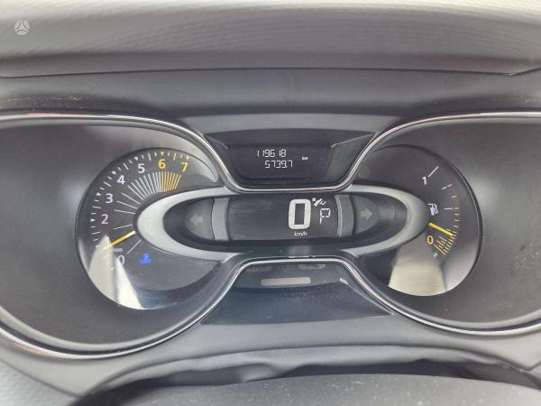 Pelēks Renault Captur 2014 Marijampole, ar dzinēja tilpumu 1.20 L un nobraukumu 119 tūkst. km par 5850 €, foto 9 vietnē AUTOMOTO.COM.LV