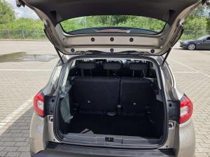 Grey Renault Captur 2014 in Marijampole, with an engine capacity of 1.20 L and mileage of 119 thousand km for 5850 €, photo 16 on AUTOMOTO.COM.LV