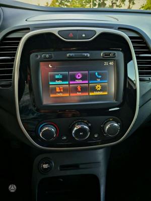 Grey Renault Captur 2014 in Taurage, with an engine capacity of 1.46 L and mileage of 232 thousand km for 4000 €, photo 17 on AUTOMOTO.COM.LV