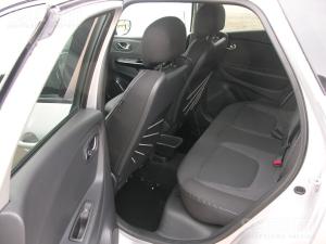 Grey Renault Captur 2014 in Riga, with an engine capacity of 1.50 L and mileage of 0 thousand km for 5950 €, photo 9 on AUTOMOTO.COM.LV