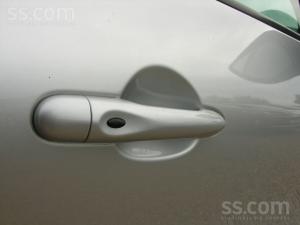 Grey Renault Captur 2014 in Riga, with an engine capacity of 1.50 L and mileage of 0 thousand km for 5950 €, photo 16 on AUTOMOTO.COM.LV