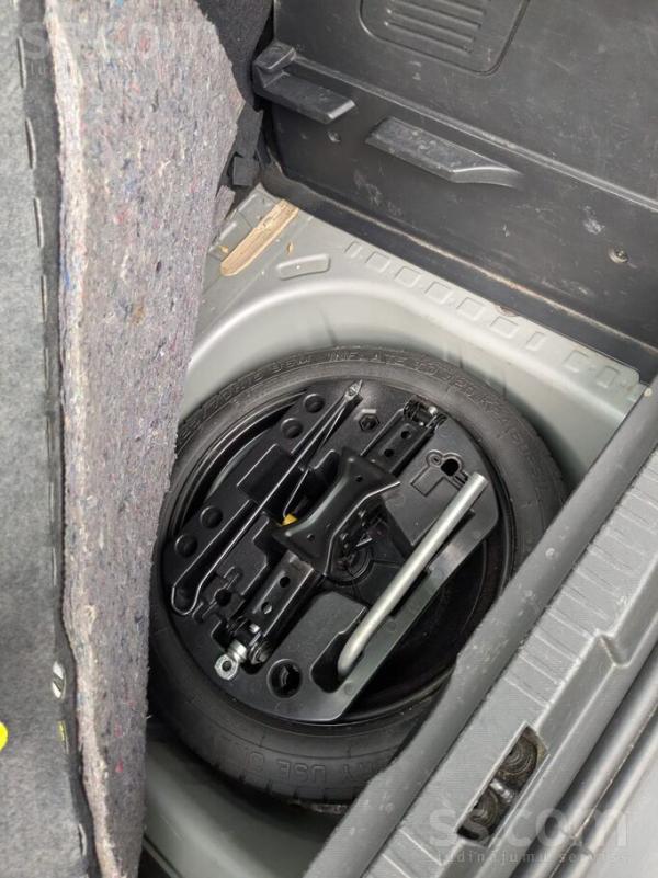Pelēks Renault Captur 2014 Rīga, ar dzinēja tilpumu 1.50 L un nobraukumu 198 tūkst. km par 6200 €, foto 7 vietnē AUTOMOTO.COM.LV