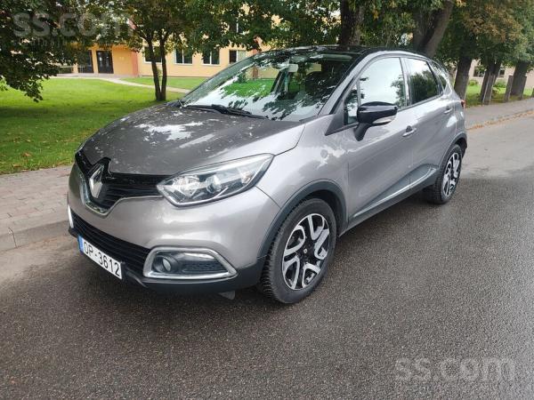 Pelēks Renault Captur 2014 Jelgava, ar dzinēja tilpumu 1.20 L un nobraukumu 159 tūkst. km par 6650 €, foto 4 vietnē AUTOMOTO.COM.LV