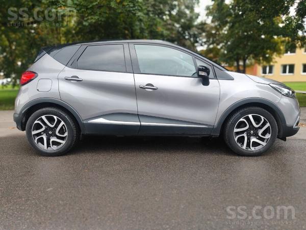 Pelēks Renault Captur 2014 Jelgava, ar dzinēja tilpumu 1.20 L un nobraukumu 159 tūkst. km par 6650 €, foto 6 vietnē AUTOMOTO.COM.LV