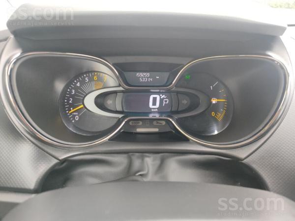 Pelēks Renault Captur 2014 Jelgava, ar dzinēja tilpumu 1.20 L un nobraukumu 159 tūkst. km par 6650 €, foto 9 vietnē AUTOMOTO.COM.LV