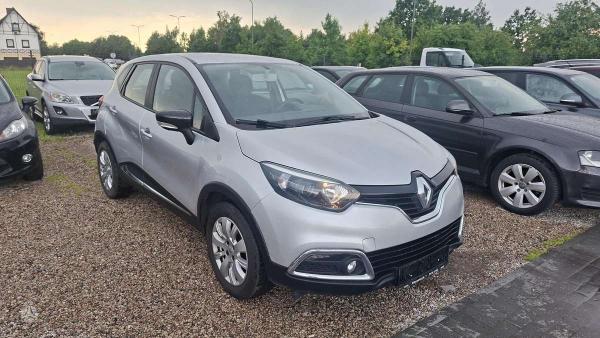 Pelēks Renault Captur 2015 Kauņa, ar dzinēja tilpumu 1.50 L un nobraukumu 195 tūkst. km par 6350 €, foto 4 vietnē AUTOMOTO.COM.LV