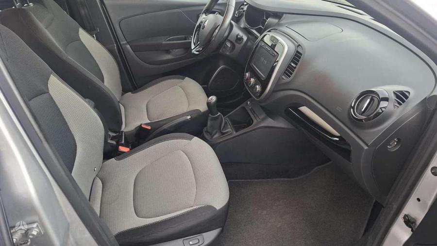 Pelēks Renault Captur 2015 Kauņa, ar dzinēja tilpumu 1.50 L un nobraukumu 195 tūkst. km par 6350 €, foto 10 vietnē AUTOMOTO.COM.LV