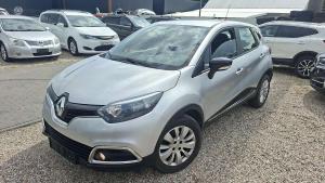 Grey Renault Captur 2015 in Kaunas, with an engine capacity of 1.50 L and mileage of 195 thousand km for 6200 €, photo 3 on AUTOMOTO.COM.LV