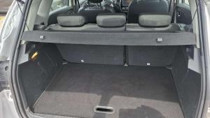 Grey Renault Captur 2015 in Kaunas, with an engine capacity of 1.50 L and mileage of 195 thousand km for 6200 €, photo 20 on AUTOMOTO.COM.LV