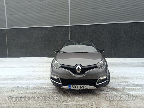 Grey Renault Captur 2016 in Parnu, with an engine capacity of 1.20 L and mileage of 90 thousand km for 8349 €, photo 1 on AUTOMOTO.COM.LV
