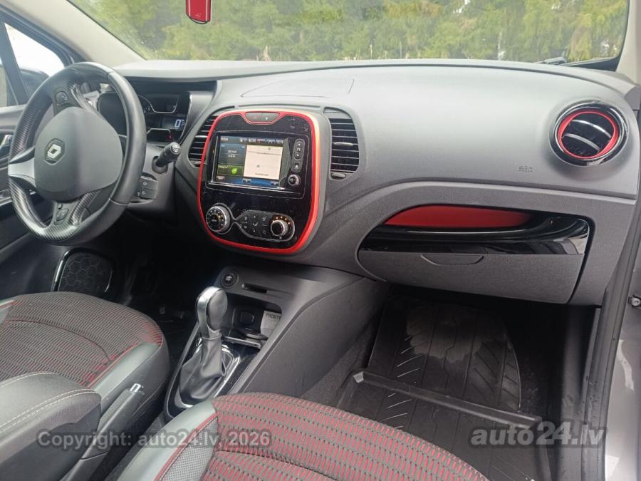 Grey Renault Captur 2016 in Parnu, with an engine capacity of 1.20 L and mileage of 90 thousand km for 8349 €, photo 17 on AUTOMOTO.COM.LV