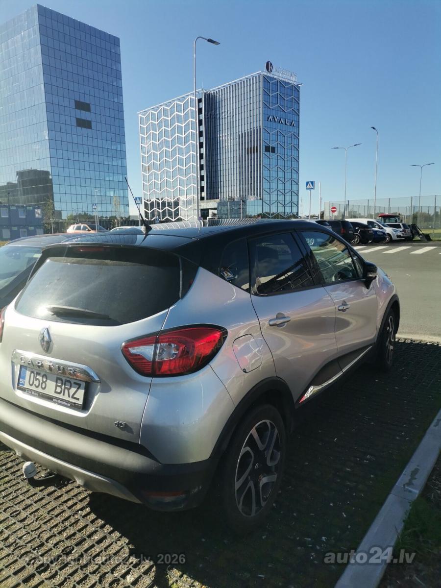 Grey Renault Captur 2016 in Tallinn, with an engine capacity of 1.50 L and mileage of 103 thousand km for 9900 €, photo 4 on AUTOMOTO.COM.LV