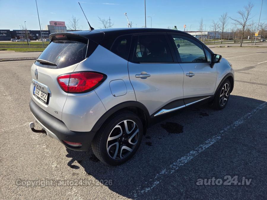 Pelēks Renault Captur 2016 Tallina, ar dzinēja tilpumu 1.50 L un nobraukumu 113 tūkst. km par 8800 €, foto 8 vietnē AUTOMOTO.COM.LV