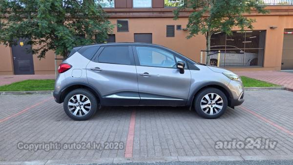 Grey Renault Captur 2016 in Tallinn, with an engine capacity of 1.20 L and mileage of 110 thousand km for 6490 €, photo 8 on AUTOMOTO.COM.LV