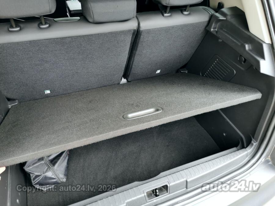 Grey Renault Captur 2016 in Tallinn, with an engine capacity of 1.20 L and mileage of 110 thousand km for 7700 €, photo 14 on AUTOMOTO.COM.LV