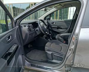 Grey Renault Captur 2016 in Tallinn, with an engine capacity of 1.20 L and mileage of 110 thousand km for 7700 €, photo 17 on AUTOMOTO.COM.LV