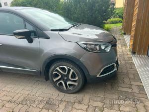 Grey Renault Captur 2016 in Tallinn, with an engine capacity of 0.90 L and mileage of 15 thousand km for 7000 €, photo 4 on AUTOMOTO.COM.LV