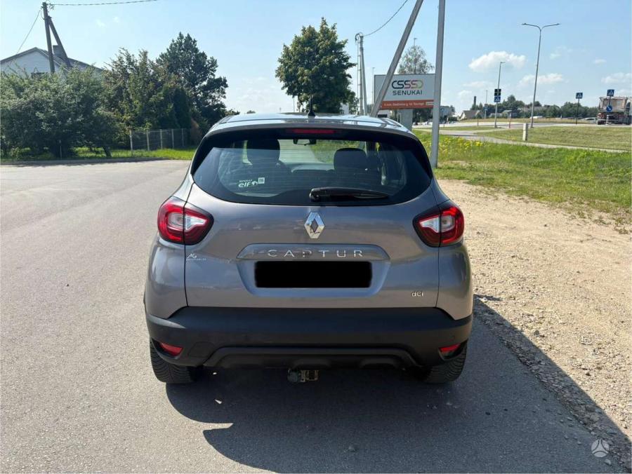 Pelēks Renault Captur 2017 Tauragė, ar dzinēja tilpumu 1.46 L un nobraukumu 167 tūkst. km par 5600 €, foto 5 vietnē AUTOMOTO.COM.LV