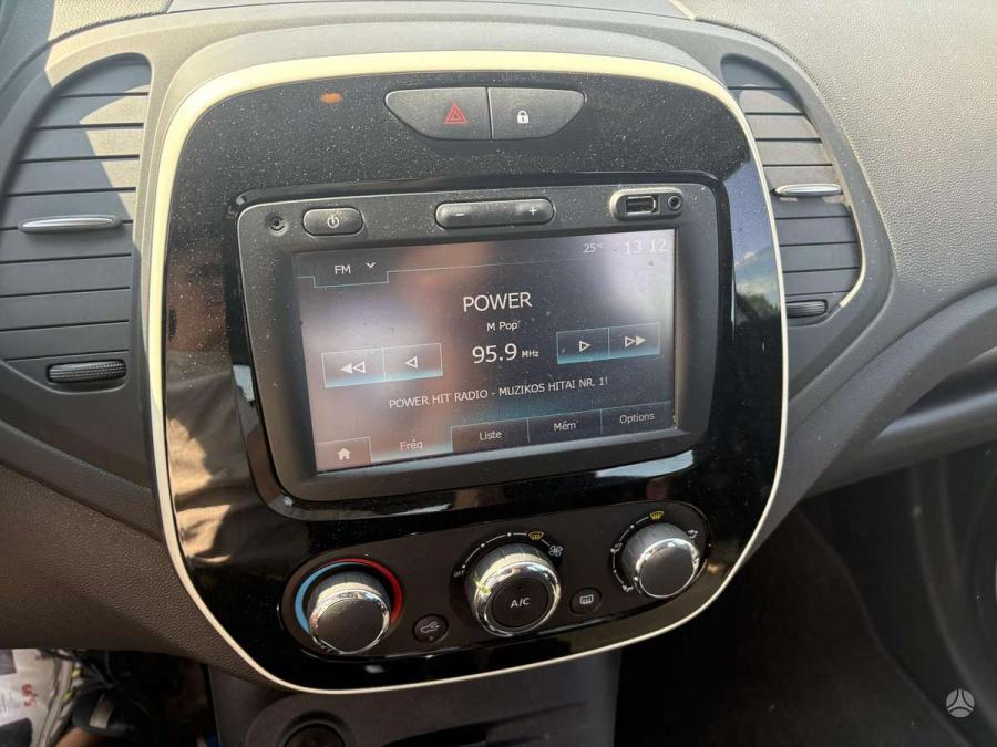 Pelēks Renault Captur 2017 Tauragė, ar dzinēja tilpumu 1.46 L un nobraukumu 167 tūkst. km par 5600 €, foto 10 vietnē AUTOMOTO.COM.LV