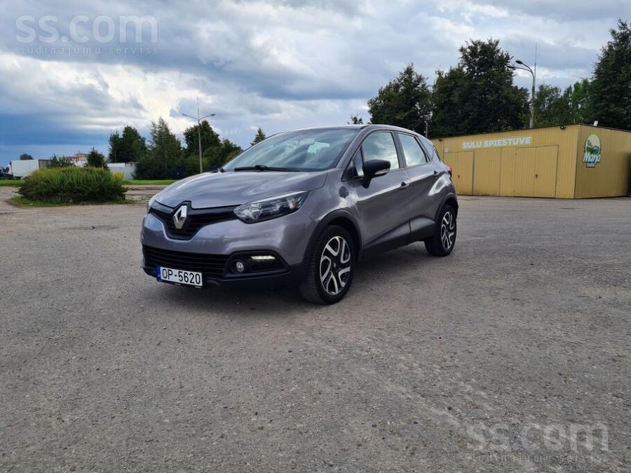 Pelēks Renault Captur 2017 Ogre, ar dzinēja tilpumu 1.50 L un nobraukumu 0 tūkst. km par 7900 €, foto 1 vietnē AUTOMOTO.COM.LV