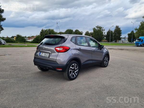 Grey Renault Captur 2017 in Ogre, with an engine capacity of 1.50 L and mileage of 0 thousand km for 7900 €, photo 6 on AUTOMOTO.COM.LV