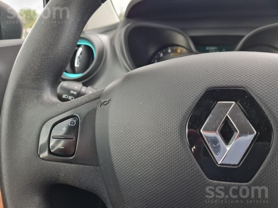 Pelēks Renault Captur 2017 Ogre, ar dzinēja tilpumu 1.50 L un nobraukumu 0 tūkst. km par 7900 €, foto 16 vietnē AUTOMOTO.COM.LV