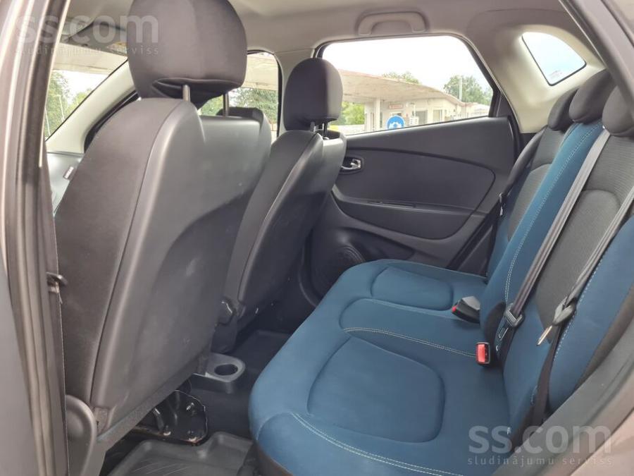 Pelēks Renault Captur 2017 Ogre, ar dzinēja tilpumu 1.50 L un nobraukumu 0 tūkst. km par 7900 €, foto 17 vietnē AUTOMOTO.COM.LV