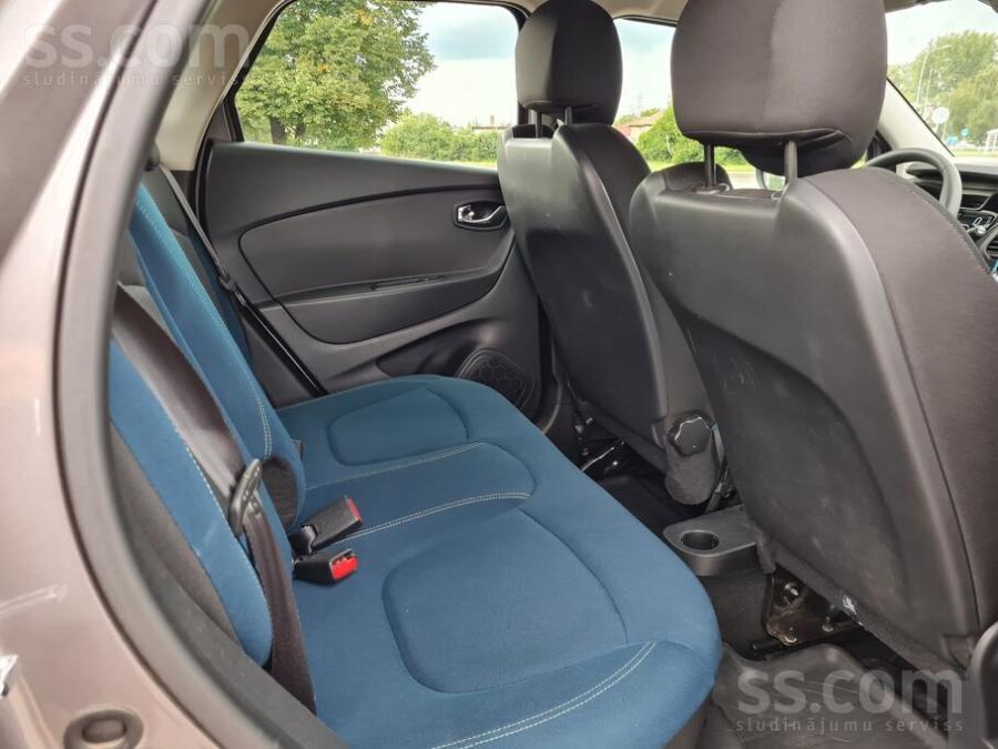 Pelēks Renault Captur 2017 Ogre, ar dzinēja tilpumu 1.50 L un nobraukumu 0 tūkst. km par 7900 €, foto 21 vietnē AUTOMOTO.COM.LV
