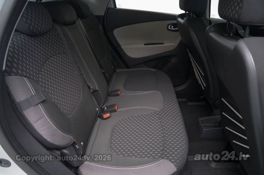 Pelēks Renault Captur 2018 Tallina, ar dzinēja tilpumu 1.20 L un nobraukumu 58 tūkst. km par 10990 €, foto 12 vietnē AUTOMOTO.COM.LV
