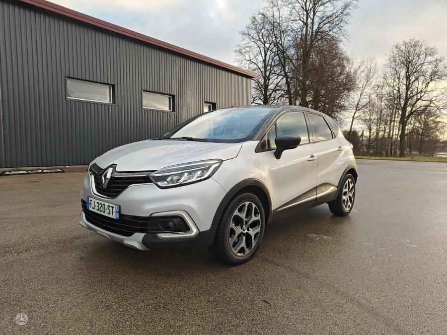 Grey Renault Captur 2019 in Taurage, with an engine capacity of 1.50 L and mileage of 190 thousand km for 9700 €, photo 1 on AUTOMOTO.COM.LV