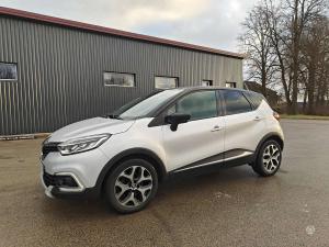 Grey Renault Captur 2019 in Taurage, with an engine capacity of 1.50 L and mileage of 190 thousand km for 9700 €, photo 2 on AUTOMOTO.COM.LV