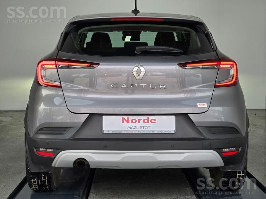Pelēks Renault Captur 2020 Rīga, ar dzinēja tilpumu 1.00 L un nobraukumu 69 tūkst. km par 12950 €, foto 6 vietnē AUTOMOTO.COM.LV