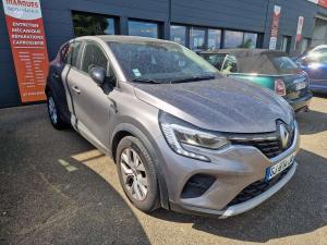 Grey Renault Captur 2020 in Taurage, with an engine capacity of 1.00 L and mileage of 41 thousand km for 10500 €, photo  on AUTOMOTO.COM.LV