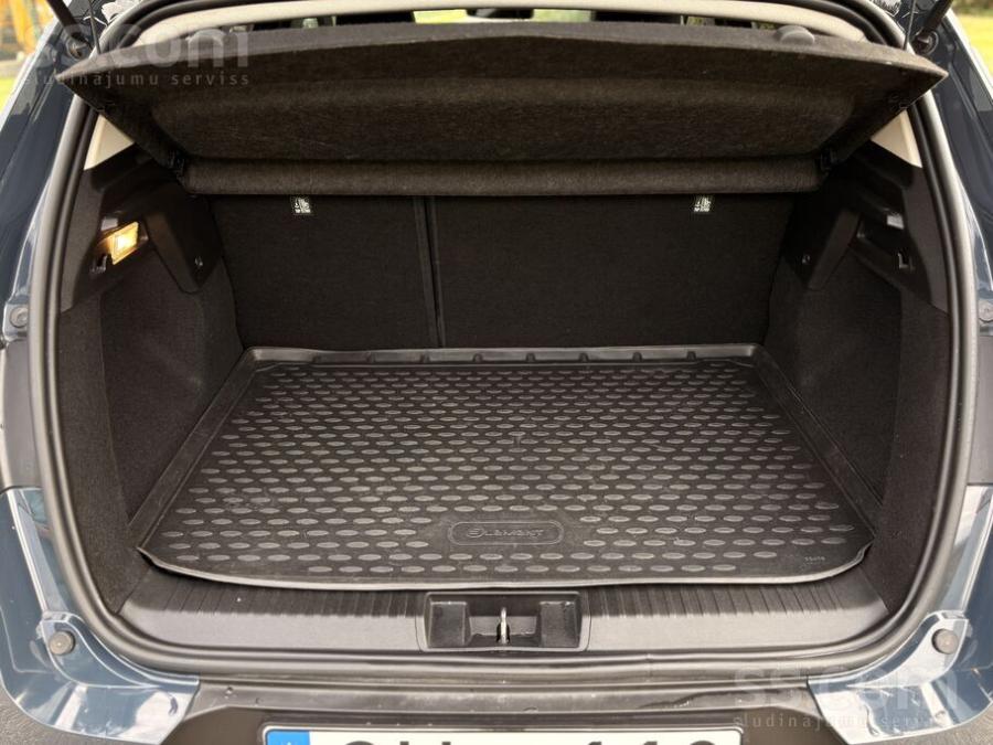 Pelēks Renault Captur 2020 Rīga, ar dzinēja tilpumu 1.50 L un nobraukumu 76 tūkst. km par 16300 €, foto 9 vietnē AUTOMOTO.COM.LV
