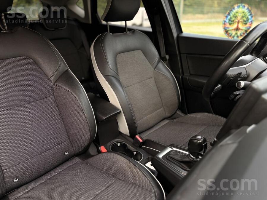 Pelēks Renault Captur 2020 Rīga, ar dzinēja tilpumu 1.50 L un nobraukumu 76 tūkst. km par 16300 €, foto 12 vietnē AUTOMOTO.COM.LV