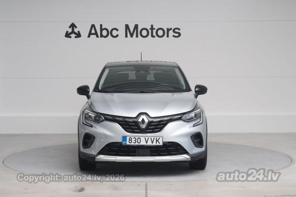 Grey Renault Captur 2021 in Tallinn, with an engine capacity of 1.30 L and mileage of 49 thousand km for 15990 €, photo 2 on AUTOMOTO.COM.LV