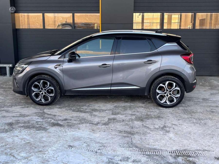 Grey Renault Captur 2022 in Vilnius, with an engine capacity of 1.33 L and mileage of 77 thousand km for 15700 €, photo 3 on AUTOMOTO.COM.LV