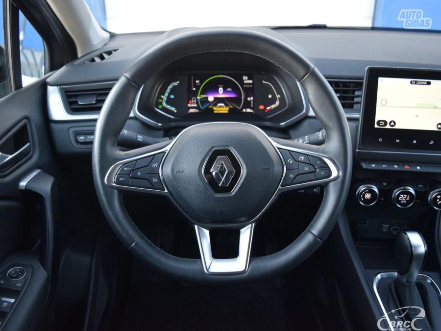 Grey Renault Captur 2023 in Riga, with an engine capacity of 1.60 L and mileage of 43 thousand km for 16900 €, photo 11 on AUTOMOTO.COM.LV