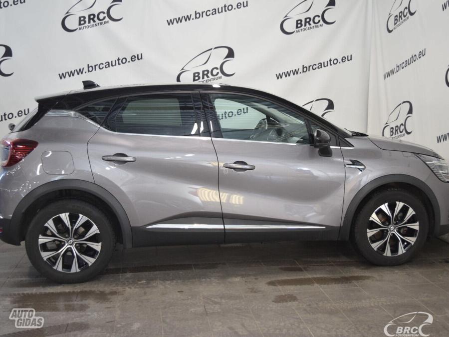 Grey Renault Captur 2023 in Riga, with an engine capacity of 1.60 L and mileage of 43 thousand km for 16900 €, photo 26 on AUTOMOTO.COM.LV