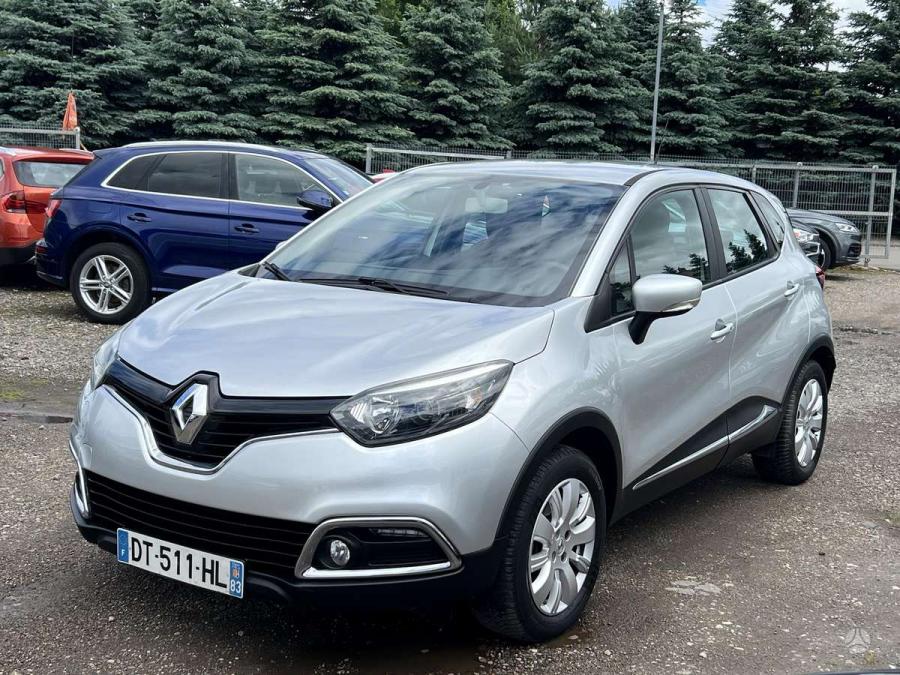 Grey Renault Captur 2015 in Utena, with an engine capacity of 1.46 L and mileage of 248 thousand km for 6150 €, photo 4 on AUTOMOTO.COM.LV